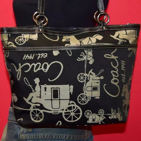 Coach | Bags | Gorgeous Coach Horse Carriage Pleated Bag | Poshmark